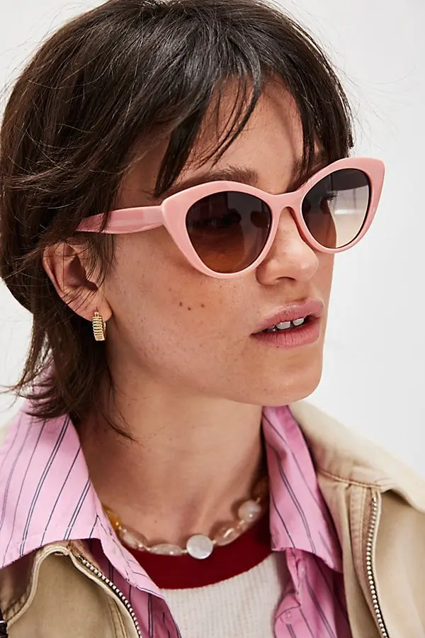 Free People Laurel Cat-eye Sunglasses - Pink