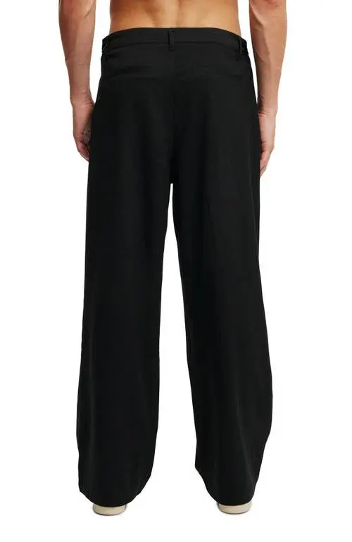 COTTON ON Super Baggy Pleated Pant - Black