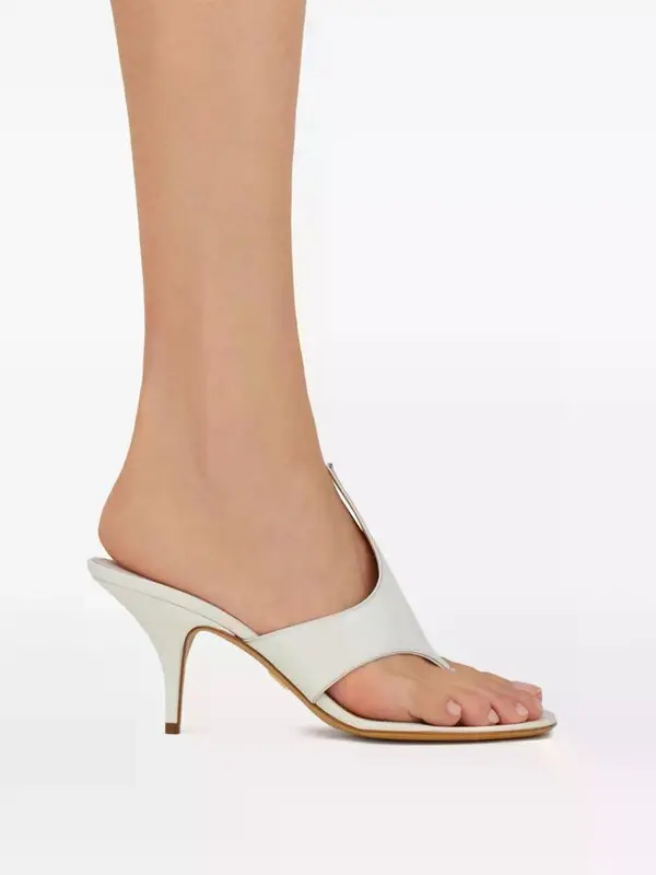 FERRAGAMO Fiamma Sandals - White