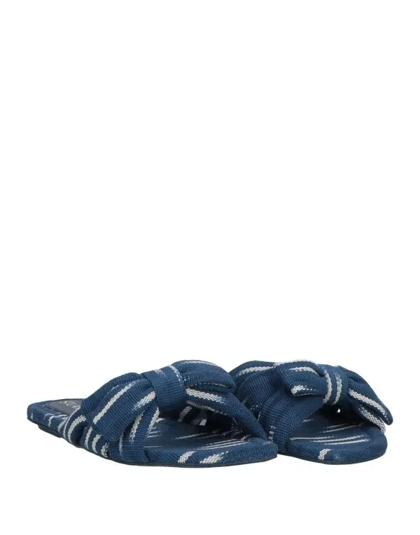 STUART WEITZMAN Sandals