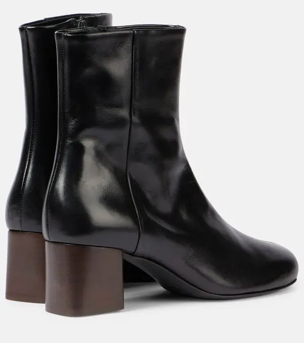 LEMAIRE Anatomic 55 Leather Ankle Boots
