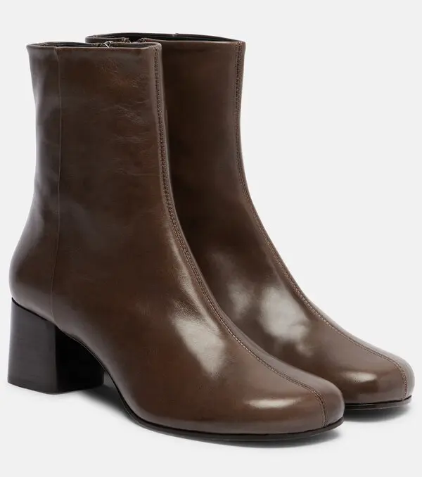 LEMAIRE Anatomic 55 Leather Ankle Boots - Brown