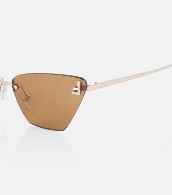 Fendi Cat-eye Sunglasses - Brown