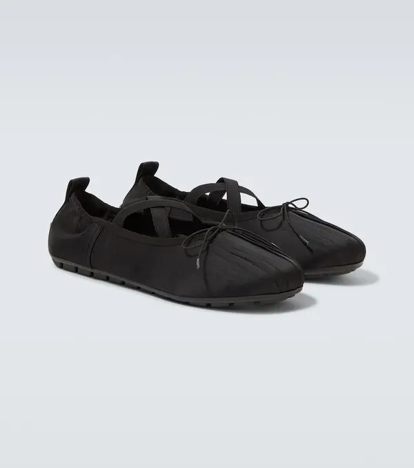 Simone Rocha Grip Satin Ballerina Flats
