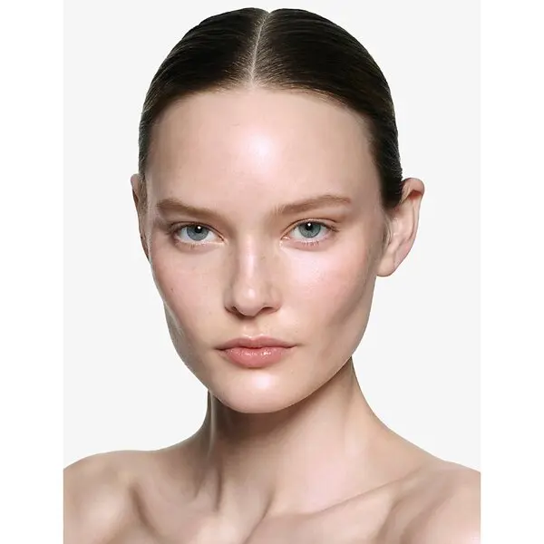 Victoria Beckham Cell Rejuvenating Illuminator