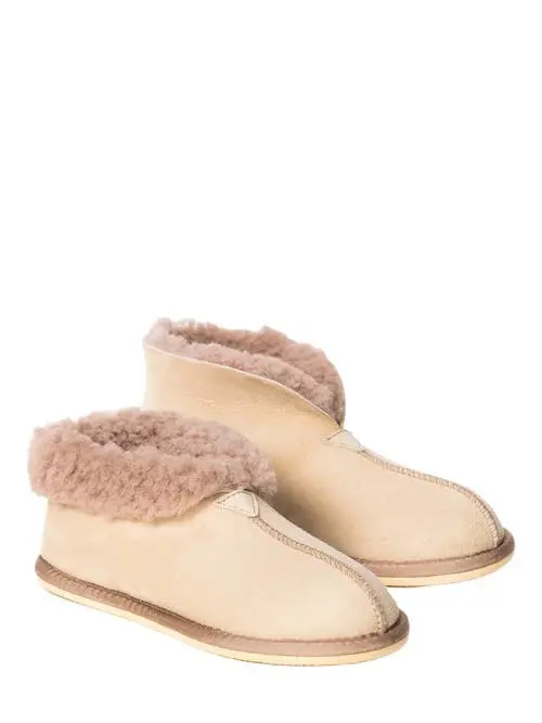 CELTIC & CO. Shearling Bootee Slippers - Oatmeal