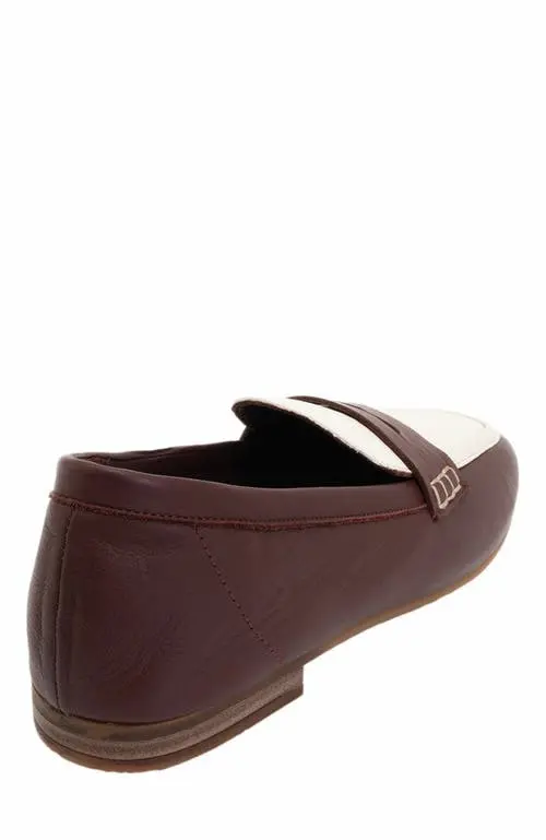 FOREVER & ALWAYS SHOES Skye Leather Loafers - Brown White Leather