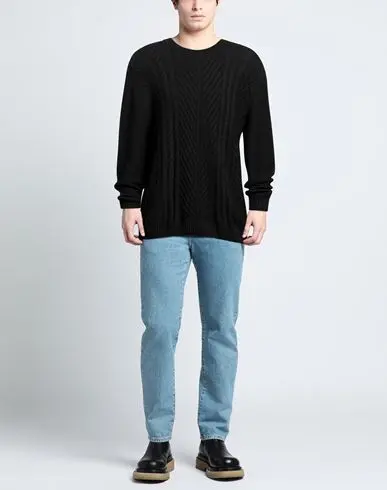 LOW BRAND Knitted Sweater - Black