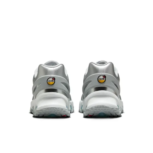 Nike Air Max Dn8 Sneakers - Grey