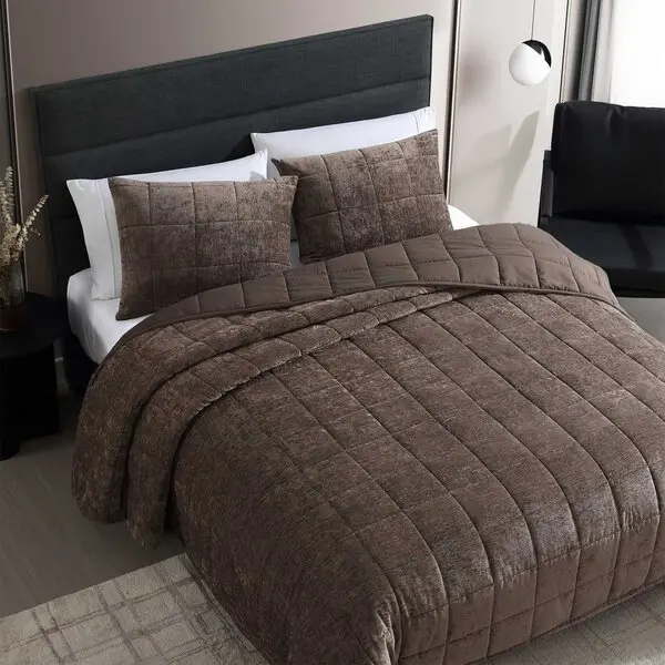 Vera Wang Chenille Box Solid 3 Piece Quilt Set, Queen - Chocolate Brown