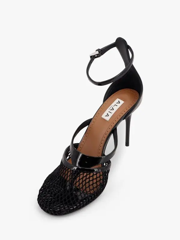 Alaïa Thong Sandals