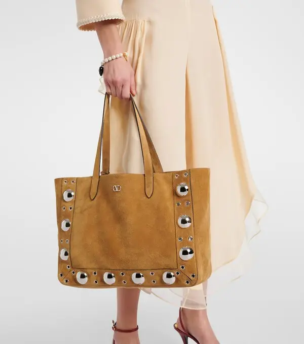 Valentino Garavani Nellcote Medium Studded Shopper - Beige