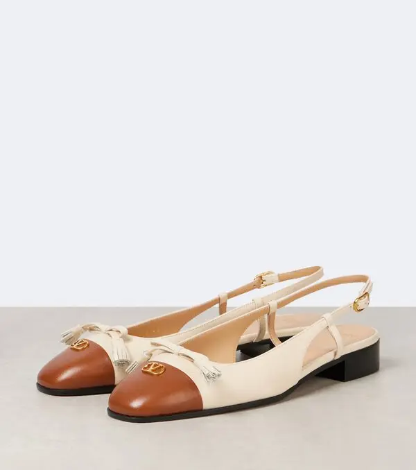 Valentino Garavani Valet Du Roi Leather Ballet Flats - White