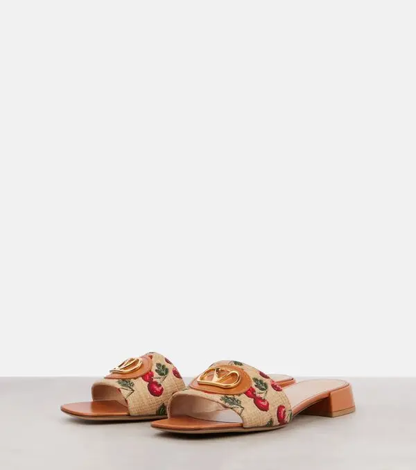 Valentino Garavani Vlogo Cherryfic Slides - Neutrals