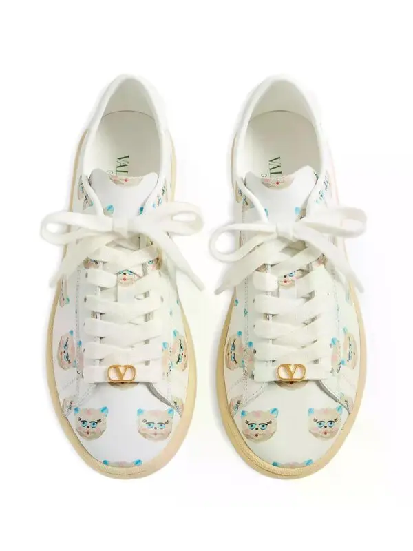 Valentino Garavani Royco Nappa Calfskin Sneakers With 'le Chat De La Maison' Motif - White