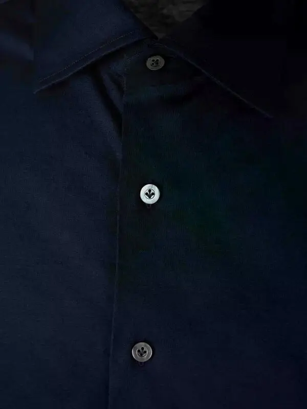 FRAY Sleek Button-up Shirt
