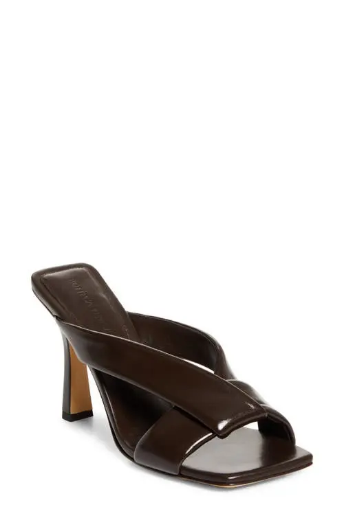Bottega Veneta Riva Crossover Strap Sandal - Fondant