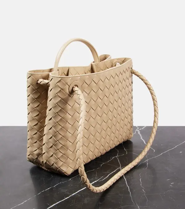 Bottega Veneta Andiamo Intrecciato Medium Leather Tote Bag - Beige