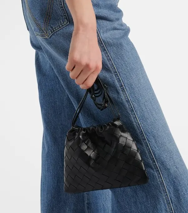 Bottega Veneta Small Leather Crossbody Bag - Black