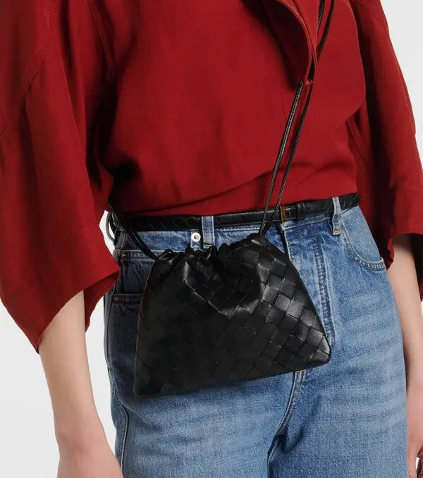 Bottega Veneta Small Leather Crossbody Bag - Black