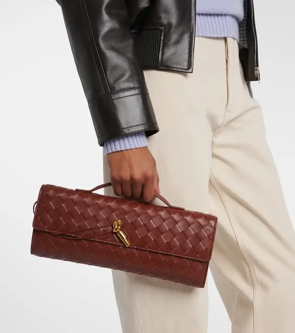 Bottega Veneta Andiamo Knot Intrecciato Clutch - Brown