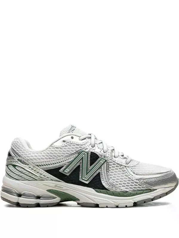NEW BALANCE 860v2 Sneakers - White