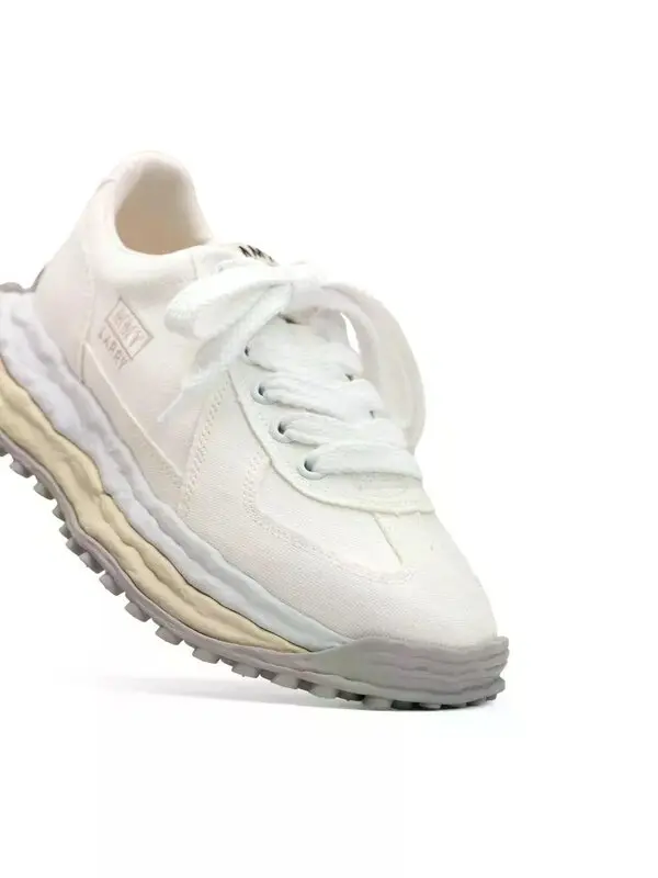 Mihara Yasuhiro Larry Sneakers - White