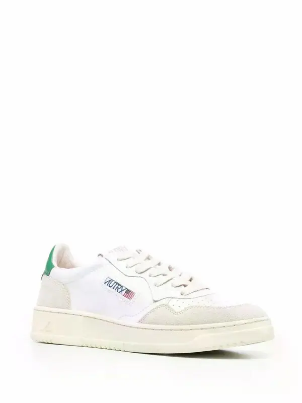 AUTRY Medalist Low Leather Sneakers - White
