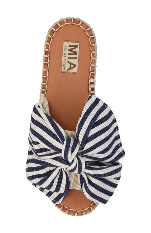Mia Danielle Platform Sandal - Navy/ Natural