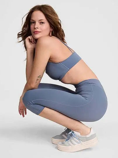 Pink Relay Capri Leggings - Blue