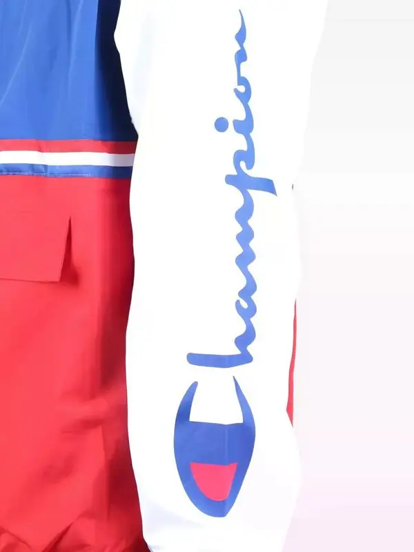 Champion Logo Sweatshirt