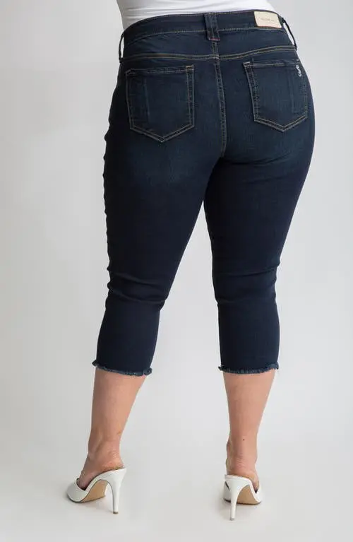 SLINK JEANS Frayed Crop Capri Jeans - Baylor