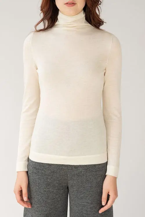 SSKEIN Turtleneck Pullover - Ivory