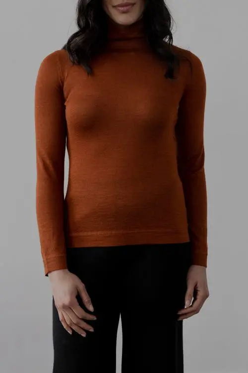 SSKEIN Turtleneck Pullover - Rust