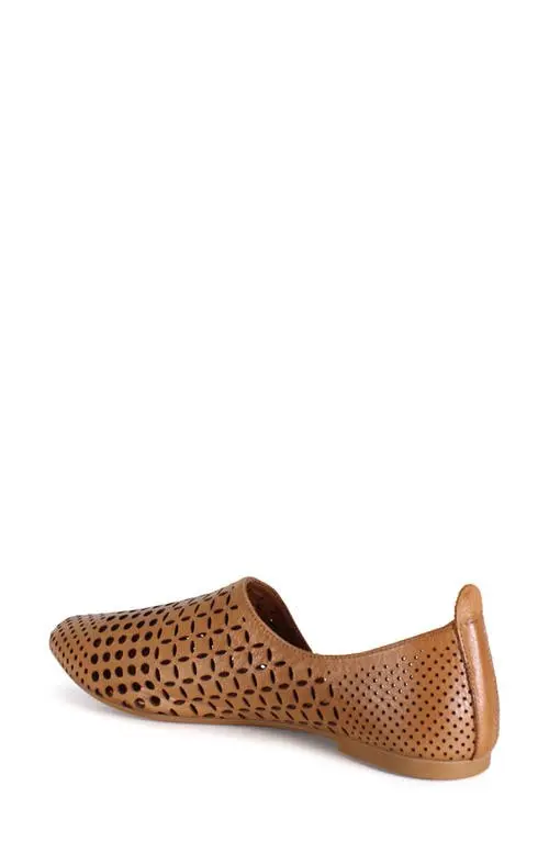 DIBA TRUE Papy Russ Perforated Flat