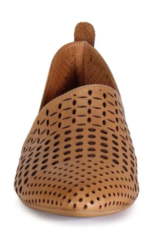 DIBA TRUE Papy Russ Perforated Flat
