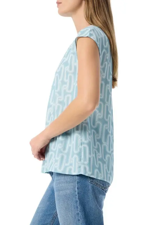 DO BY DEE OCLEPPO Emersyn Geo Print Top