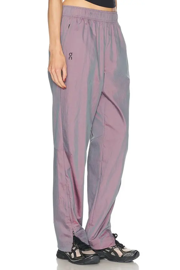 On Court Pants In Pink - 30% Off | Editorialist