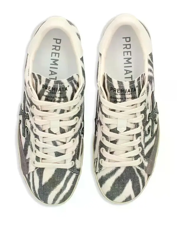Premiata Stevend Sneakers - Neutrals