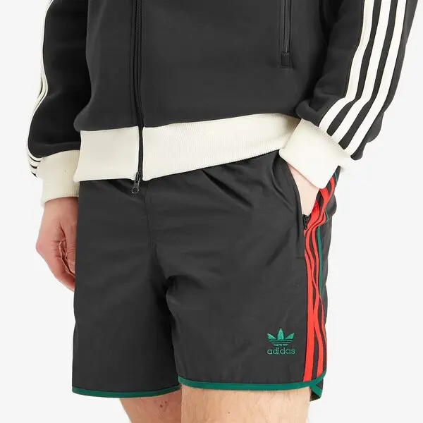 Adidas Adicolor Classics Sprinter Shorts - Black/better Scarlet