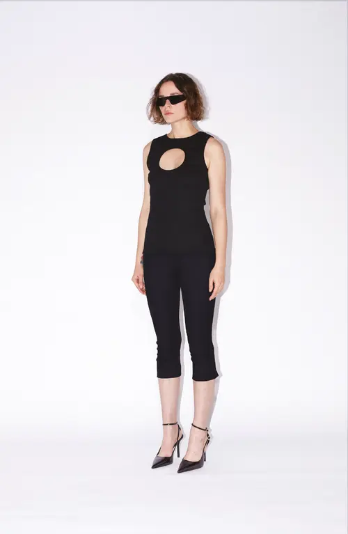 SAEMDI Ribbed Knit Top