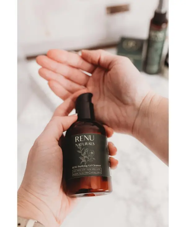 RENU NATURALS Purifying Gel Cleanser