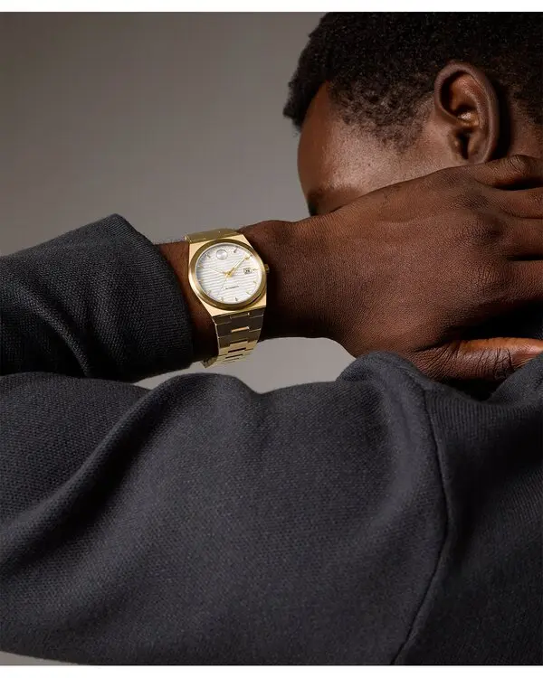 Movado Quest Watch, 39mm - White/gold