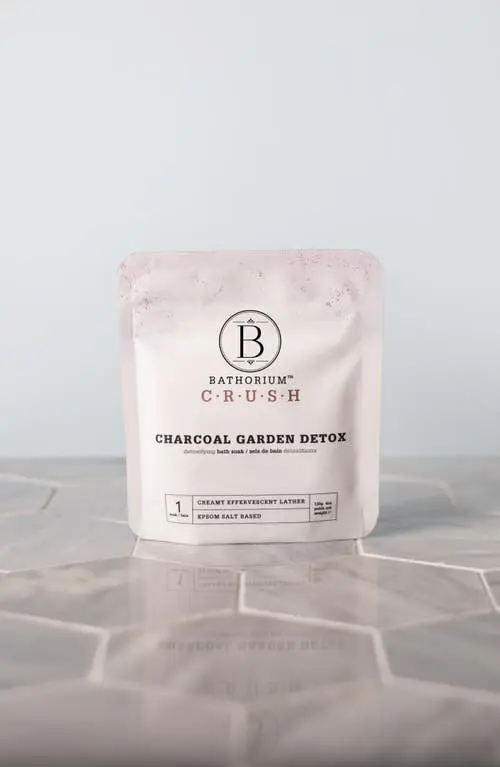 BATHORIUM Charcoal Garden Detox Crush Bath Soak