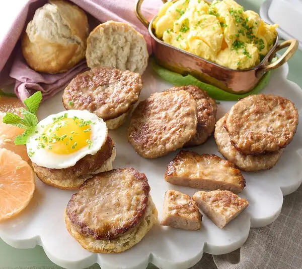 HAPPY TO MEAT YOU 2-oz Premium Breakfast Sausage Patties - One-color