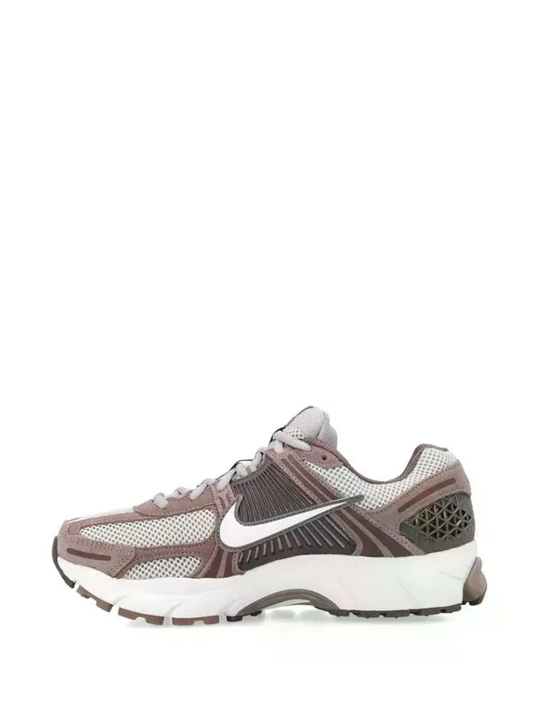 Nike Zoom Vomero 5 Sneakers - Pink