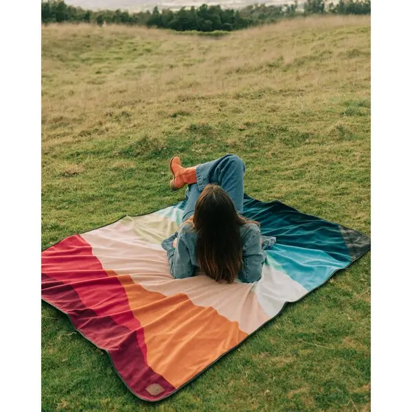 SLOWTIDE Haleakala Camp Blanket