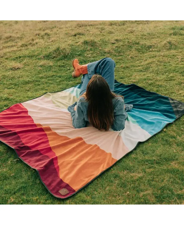 SLOWTIDE Haleakala Camp Blanket