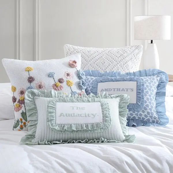 PERI HOME 3d Petals Decorative Pillow, 18 X 18