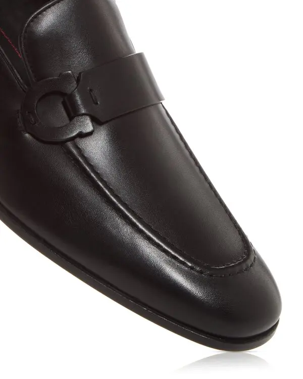 FERRAGAMO Bonny Venice Gancini Leather Loafers - Nero
